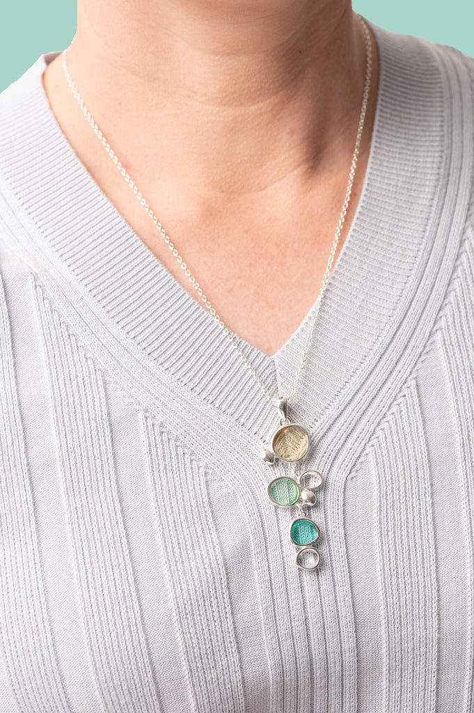 Color Lenses Necklace